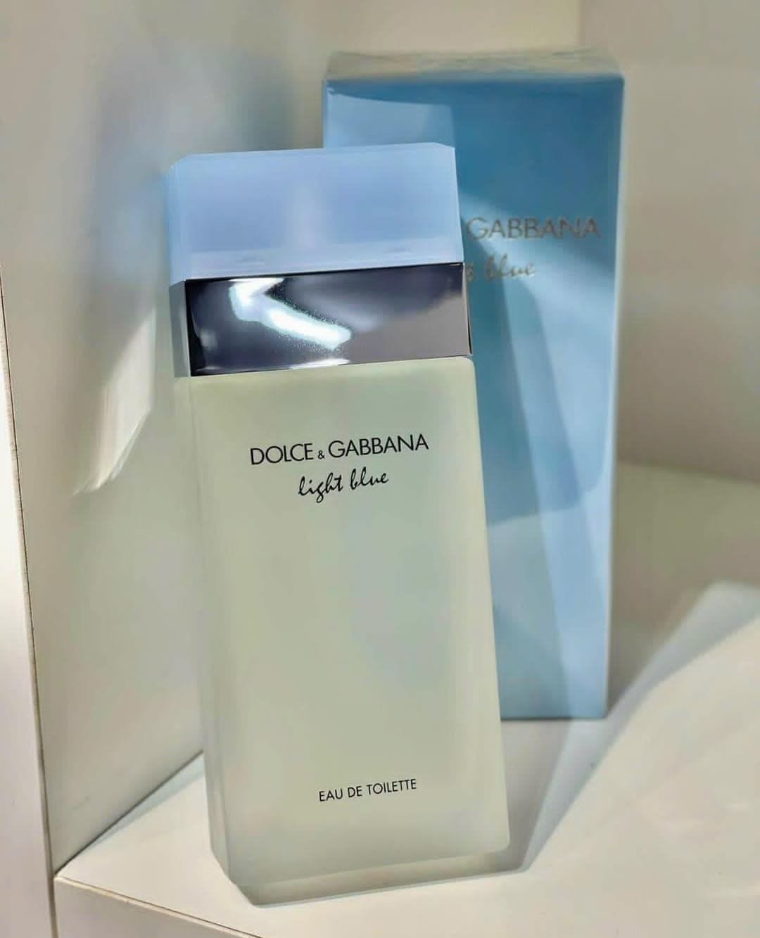 Light Blue - Perfume Feminino - Eau de Toilette - Dolce Gabanna ...